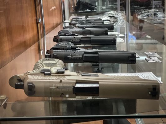 FOWLER GUN ROOM - Updated June 2024 - 88 Photos & 283 Reviews - 358 S ...