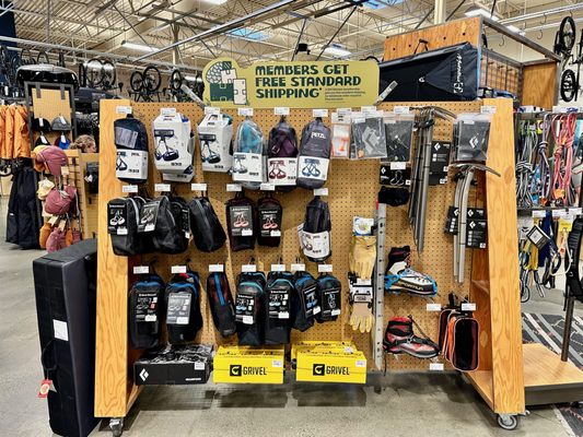 REI - Updated December 2025 - 36 Photos & 101 Reviews - 735 NW Gilman ...