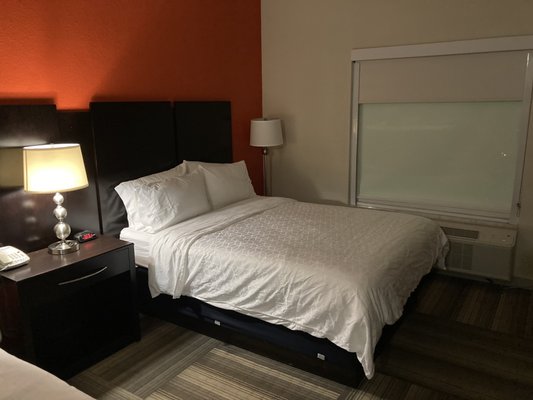 HOLIDAY INN EXPRESS & SUITES FLORIDA CITY-GATEWAY TO KEYS - 32 Photos ...