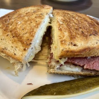 LANGER’S DELICATESSEN - Updated October 2025 - 5708 Photos & 4964 ...