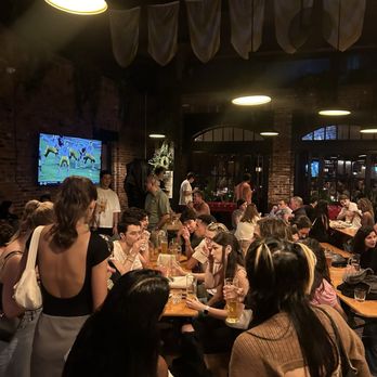 THE BIERGARTEN AT THE STANDARD, HIGH LINE - Updated November 2024 - 518 ...