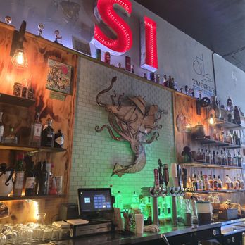 SQUID INK ECLECTIC EATS & DRINKS - Updated October 2025 - 529 Photos & 400 Reviews - 102 Dauphin ...