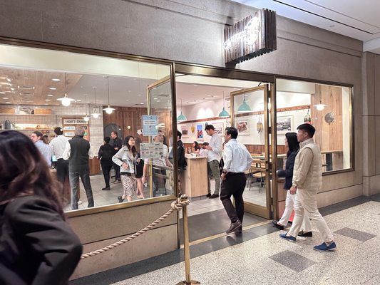 LUKE’S LOBSTER AT ROCKEFELLER CENTER - Updated December 2025 - 131 ...