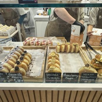 DEAR DONUTS - Updated May 2024 - 260 Photos & 84 Reviews - 570 S ...