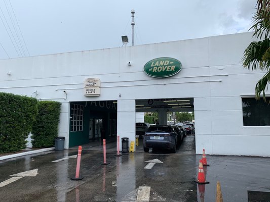 LAND ROVER NORTH DADE - Updated January 2026 - 219 Photos & 67 Reviews ...