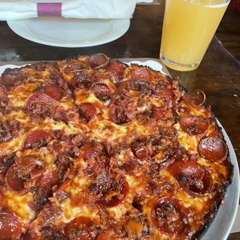 TRADING POST LOUNGE - Updated February 2025 - 50 Photos & 81 Reviews - 12 Trowbridge Rd, Bourne ...