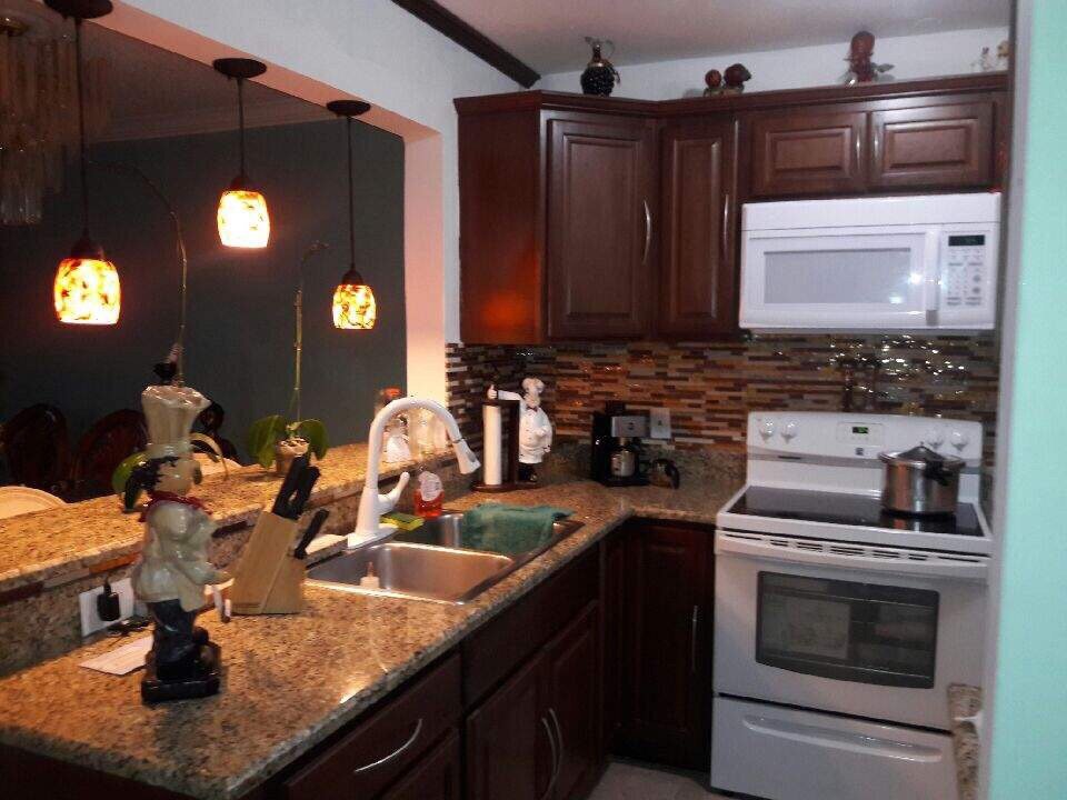 3V MENA KITCHEN & BATH CABINETS - Hollywood, Florida - Cabinetry ...