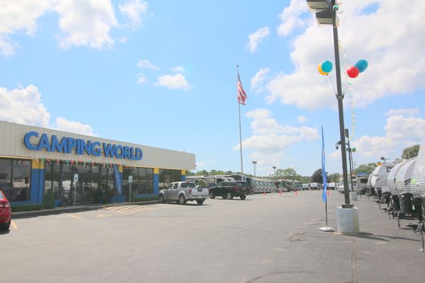 CAMPING WORLD RV SALES - Updated January 2026 - 76 Photos & 134 Reviews ...