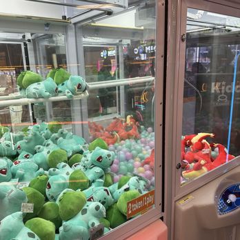 KIDDLETON - Updated December 2025 - 128 Photos & 51 Reviews - 335 E 2nd ...