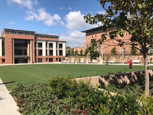 CHAPMAN UNIVERSITY - Updated January 2026 - 280 Photos & 87 Reviews - 1 ...