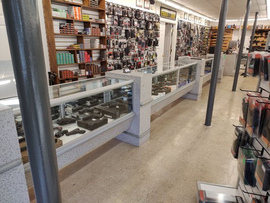 SILVER BULLET GUNS & GOLD - Updated December 2025 - 712 E Main St ...