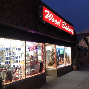 WOOD BAKERY - 42 Photos & 53 Reviews - 115 W 1st St, O Fallon, Illinois ...