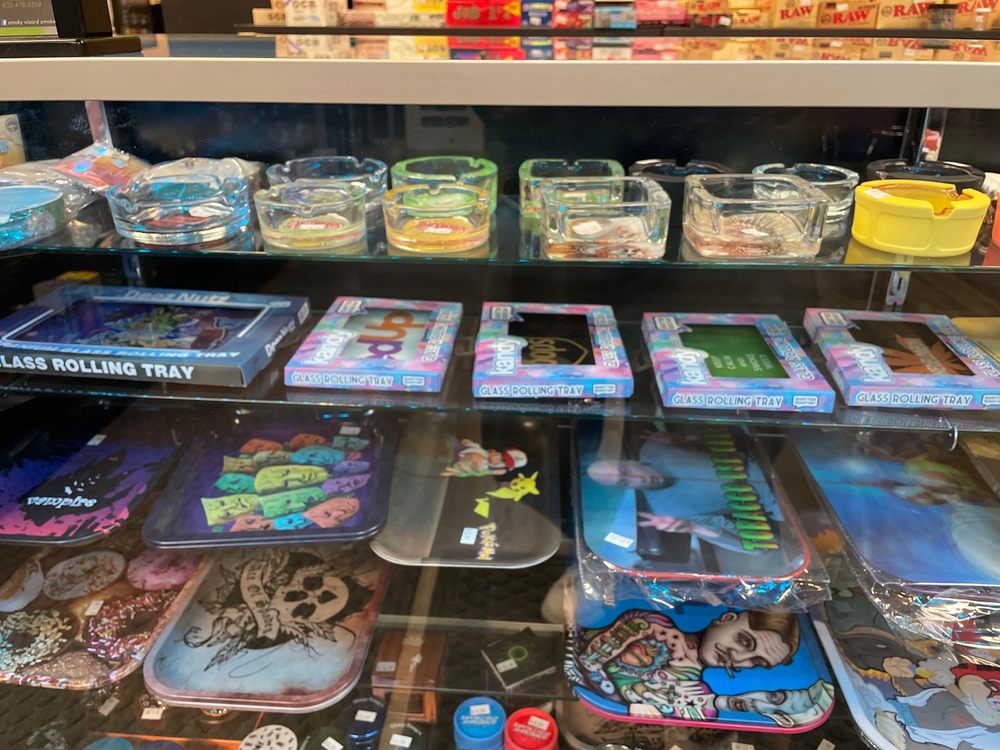 SMOKY WIZARD SMOKE SHOP - Updated August 2025 - 15 Photos - 12303 Jones ...