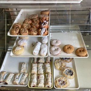 PALLOTTA’S PASTRIES - 13 Photos & 23 Reviews - 2120 Byrd Ave, Cuyahoga ...