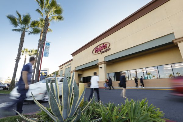 MARINA PACIFICA SHOPPING CENTER - 33 Photos & 23 Reviews - 6272 E ...