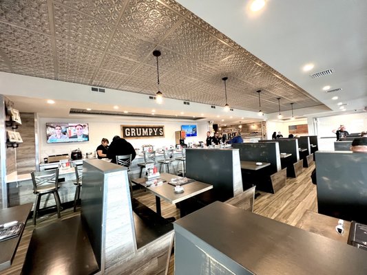 GRUMPY’S RESTAURANT - 215 Photos & 78 Reviews - 200 3rd St, Neptune ...