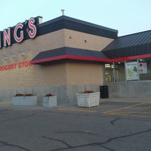 HARDING’S MARKET - Updated June 2025 - 3750 W Centre Ave, Portage ...