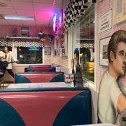 PIXIE RESTAURANT - 35 Photos & 62 Reviews - Pizza - 302 N Mission St ...