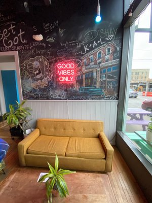 POUNDS - 114 Photos & 111 Reviews - 612 1st Ave N, Fargo, ND - Yelp