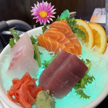 QQ ASIAN - Updated May 2025 - 33 Photos & 34 Reviews - 4175 Town Center ...