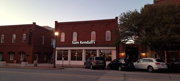 SAM KENDALL’S - Updated December 2025 - 46 Photos & 80 Reviews - 134 E Carolina Ave, Hartsville ...