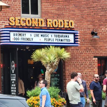 SECOND RODEO BREWING - 353 Photos & 134 Reviews - 122 E Exchange Ave ...