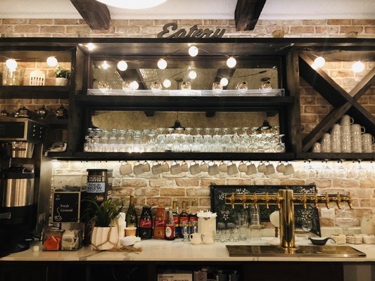 EILEENS COUNTRY KITCHEN - 110 Photos & 137 Reviews - 960 McLean Ave ...