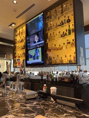 CADILLAC MEXICAN KITCHEN & TEQUILA BAR - Updated July 2025 - 382 Photos ...