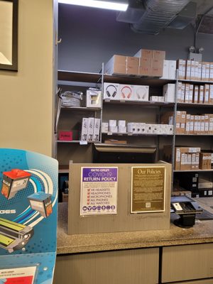 MICRO CENTER - Updated June 2025 - 96 Photos & 223 Reviews - 850 3rd ...