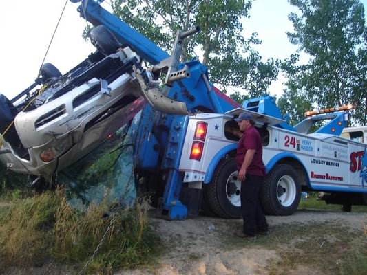 STAR TOWING INC - Updated August 2025 - 27 Photos - 716 S Roessler St ...