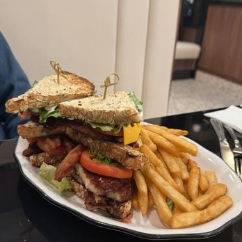 THE JOHNSON DINER & BAR - Updated July 2025 - 74 Photos & 83 Reviews ...