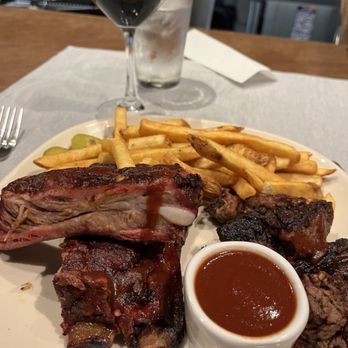 JACK STACK BARBECUE - FREIGHT HOUSE - 2436 Photos & 2898 Reviews - 101 ...