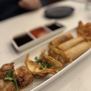 CLEDIS BURGERS & BEER - Updated December 2025 - 138 Photos & 129 ...