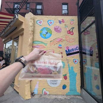 LIL SWEET TREAT - Updated January 2025 - 55 Photos & 25 Reviews - 184 ...