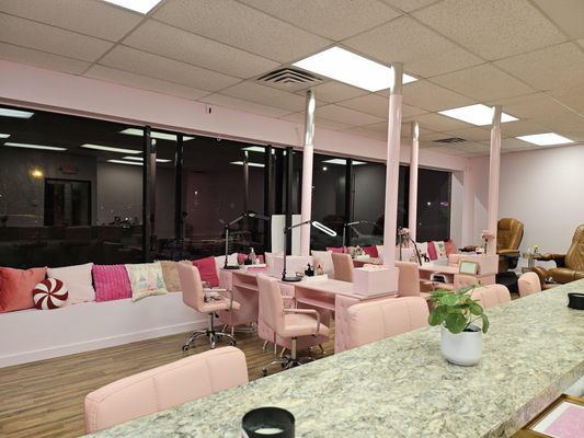 PINK BOX BEAUTY BAR - Updated December 2025 - 48 Photos - 1844 E Auburn ...