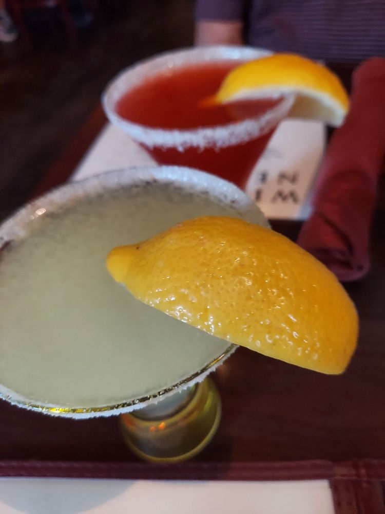 STRINGS ITALIAN CAFE - Updated December 2025 - 123 Photos & 244 Reviews ...