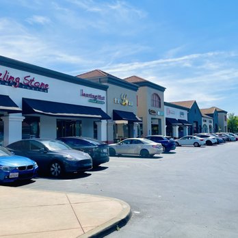 MILPITAS SQUARE - Updated December 2025 - 74 Photos & 39 Reviews - 190 ...