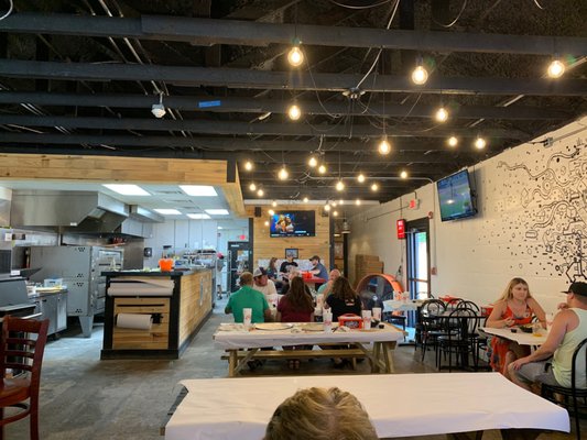 KARVELAS PIZZA COMPANY - 119 Photos & 89 Reviews - 104 commerce st ...