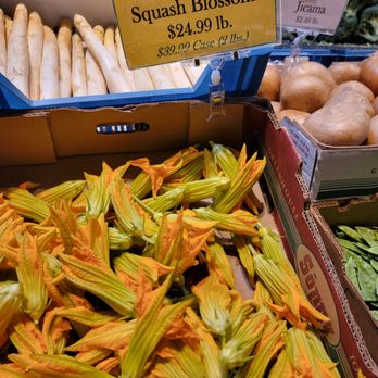 DELICIOUS ORCHARDS - Updated August 2025 - 643 Photos & 390 Reviews ...