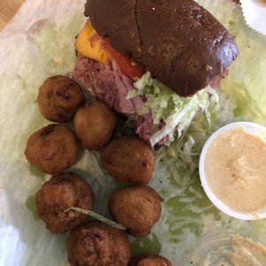BILLY’S TIME OUT DELI - 41 Photos & 44 Reviews - 202 S Illinois Ave ...