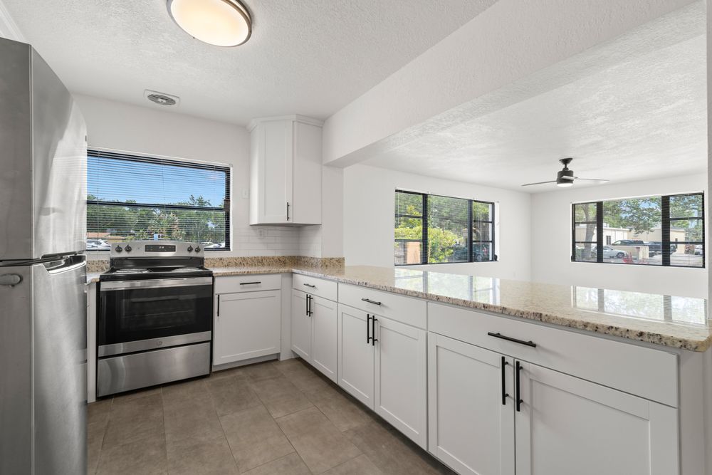 SUNBIZ HANDYMAN - Updated December 2025 - 14 Photos - Gulfport, Florida - Handyman - Phone ...