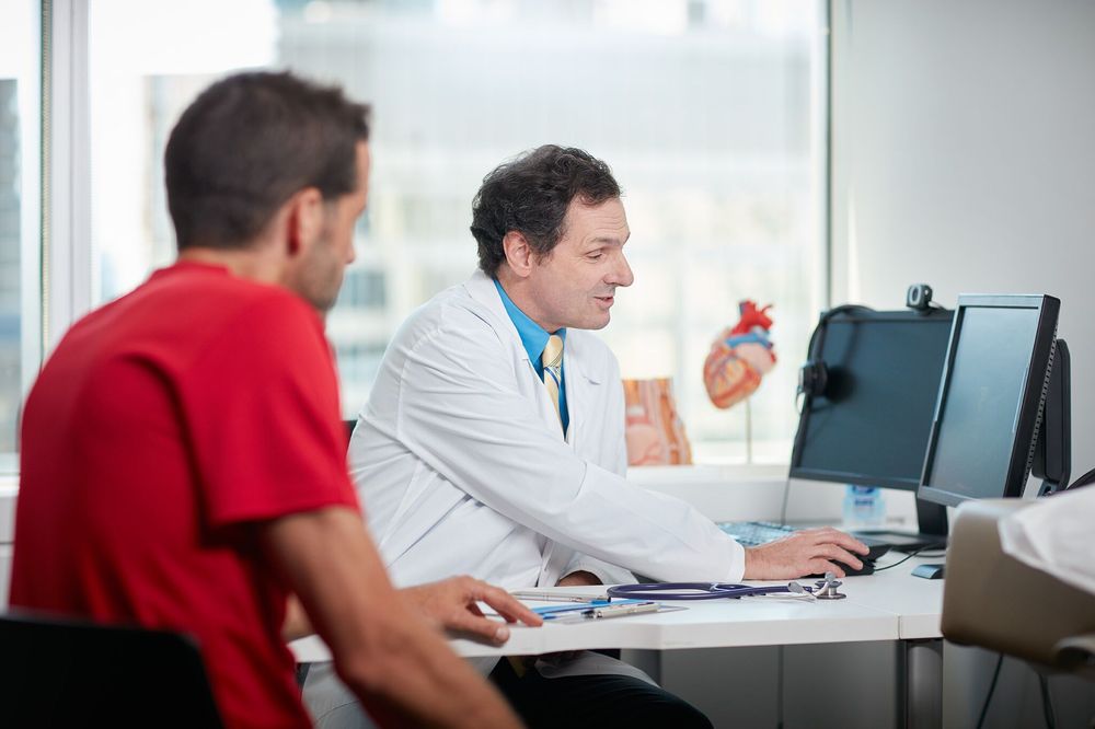 MEDCAN - Updated December 2025 - 22 Photos & 16 Reviews - 150 York ...