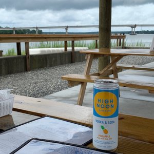 UNCLE RUSS’ DOCKSIDE SEAFOOD MARKET - Updated June 2025 - 105 Photos ...