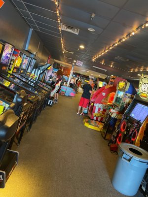 HOLLYWOOD ARCADE - Updated December 2025 - 12 Photos - 802 Boardwalk ...