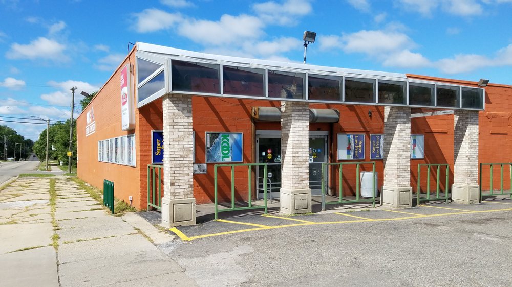 PIKE FOOD CENTER - Updated December 2025 - 465 E Pike St, Pontiac ...