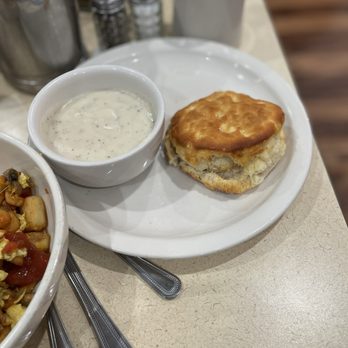 THE BIG BISCUIT - Updated July 2025 - 184 Photos & 218 Reviews - 2920 S ...