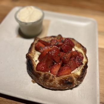 TAR & ROSES - 4921 Photos & 2631 Reviews - 602 Santa Monica Blvd, Santa ...