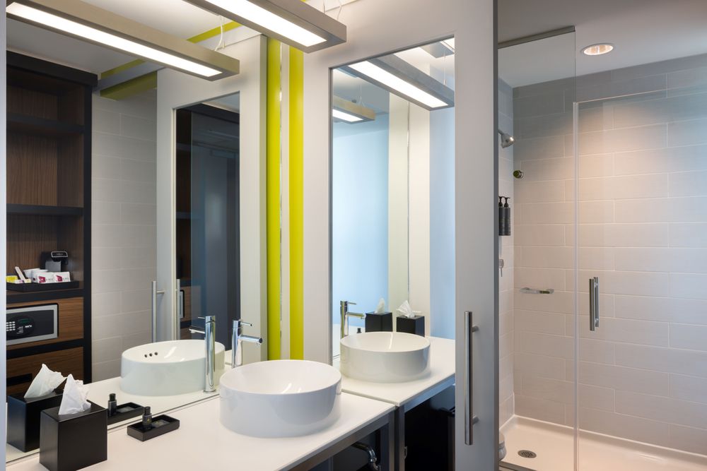 ALOFT WICHITA - Updated December 2025 - 115 Photos & 49 Reviews - 3642 ...