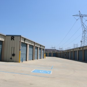 GOLDEN TRIANGLE SELF STORAGE - 11 Reviews - Self Storage - 20800 Golden ...