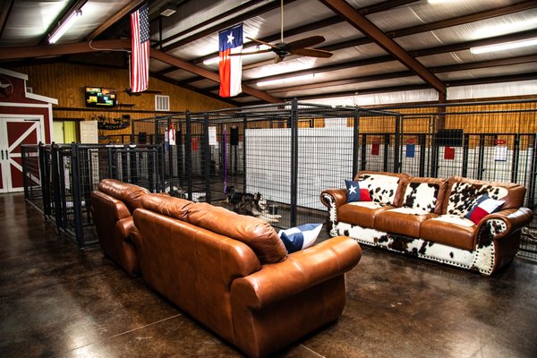 TEXAS TAILS PET RANCH & SPAW - Updated December 2025 - 28 Photos & 22 ...